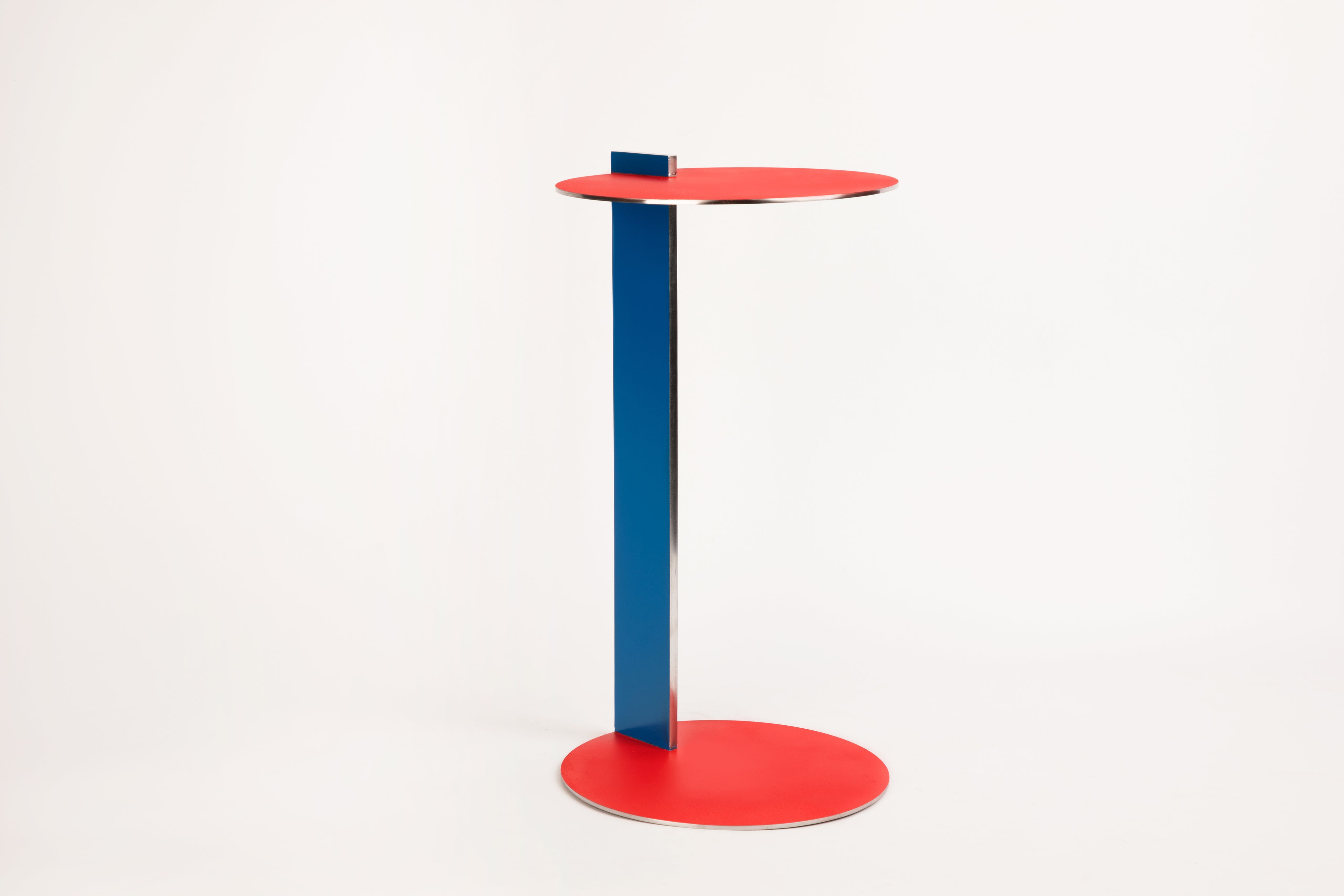 Clip Side Table– B E N T