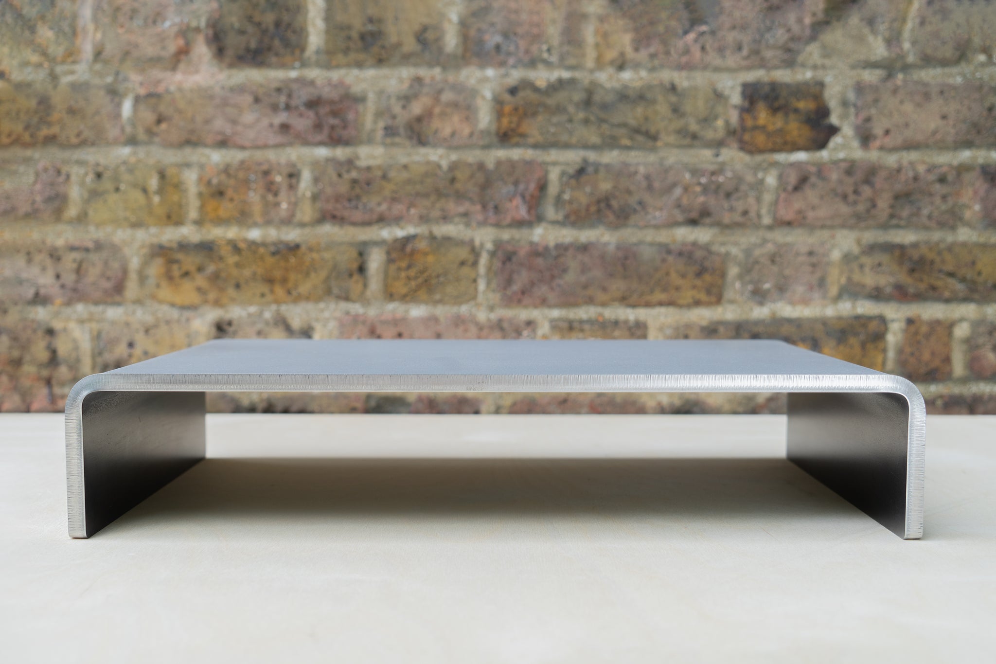 Monitor Stand - Heavy-duty Titanium Finish– B E N T